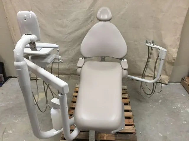 Adec 1040 Cascade Chair with Radius Unit, Vac Package,