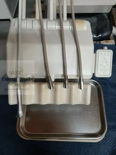 Adec Cascade 1040 Radius Dental Chair Pkg Deluxe Touch