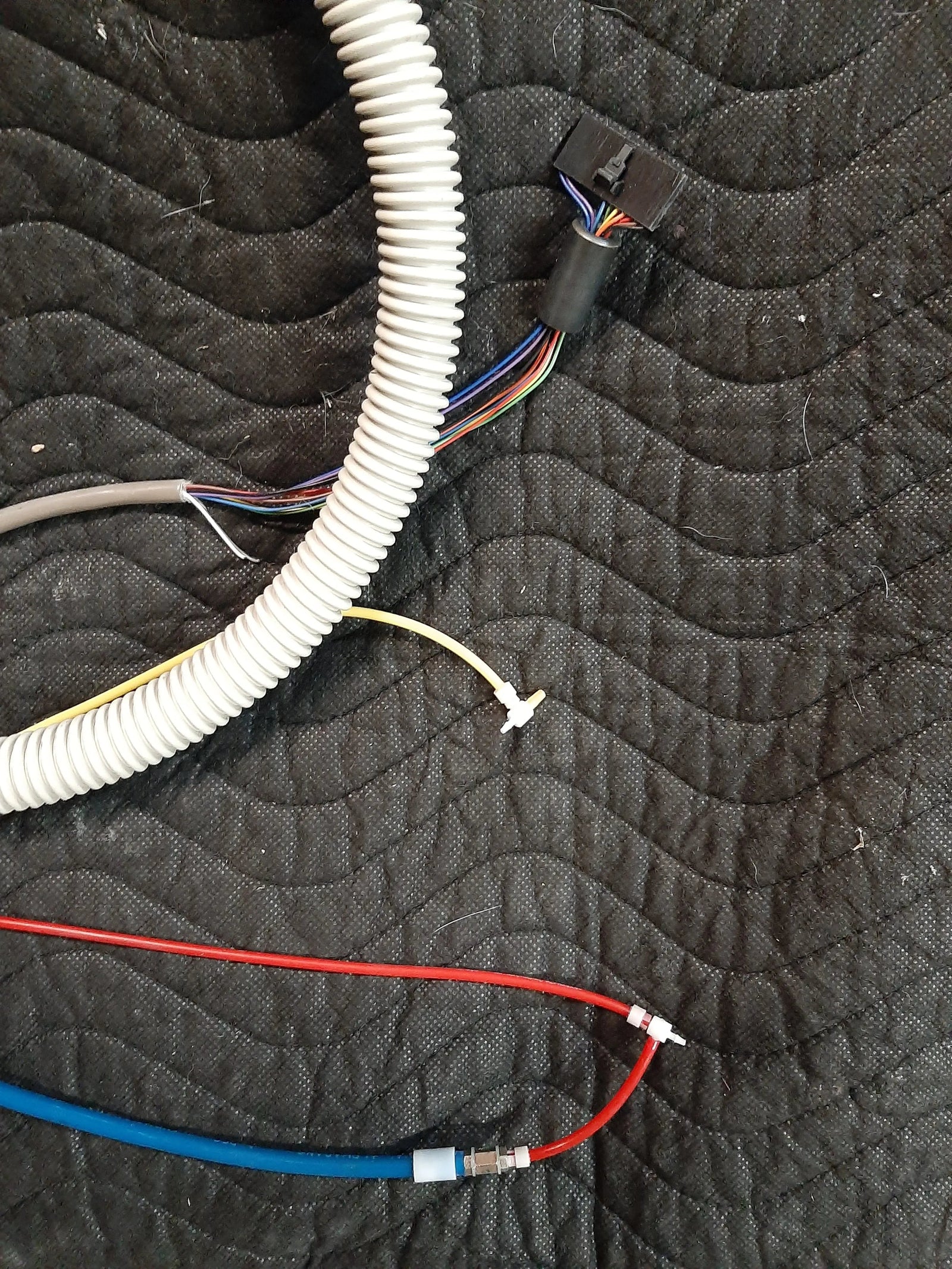 Adec Cascade Radius 7115 Assistants Instrumentation