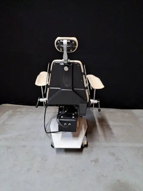 Boyd Oral Surgery Patient Chair Refurbished Cream – ABCDentalworks